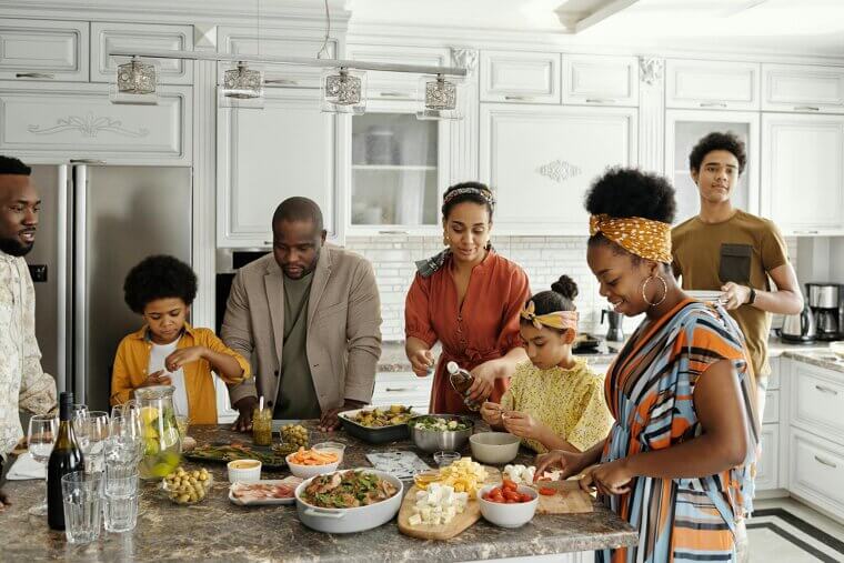 Expert-Approved Tips to Cut Your Family’s Grocery Bill