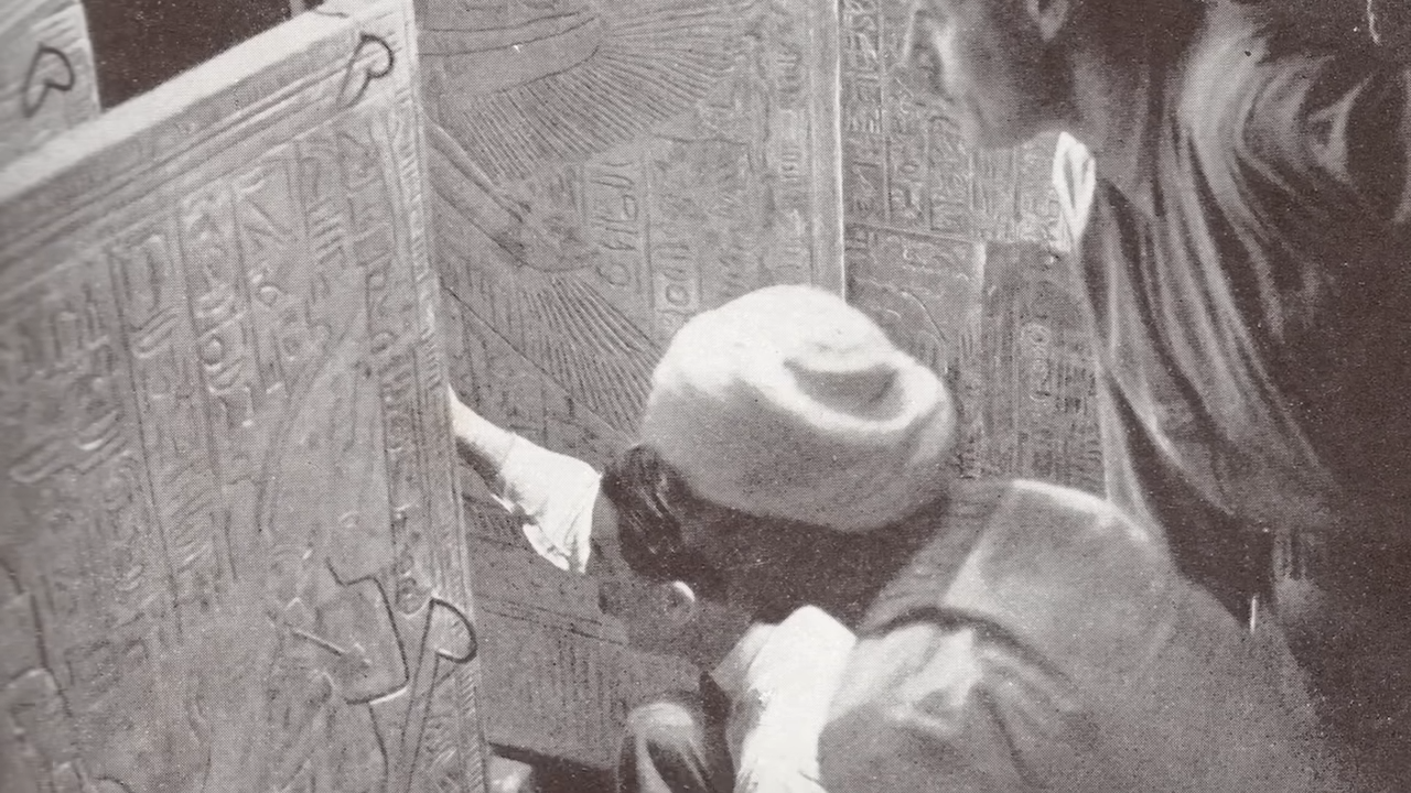 The Meteorite Dagger and Alien Glass of Tutankhamun’s Tomb