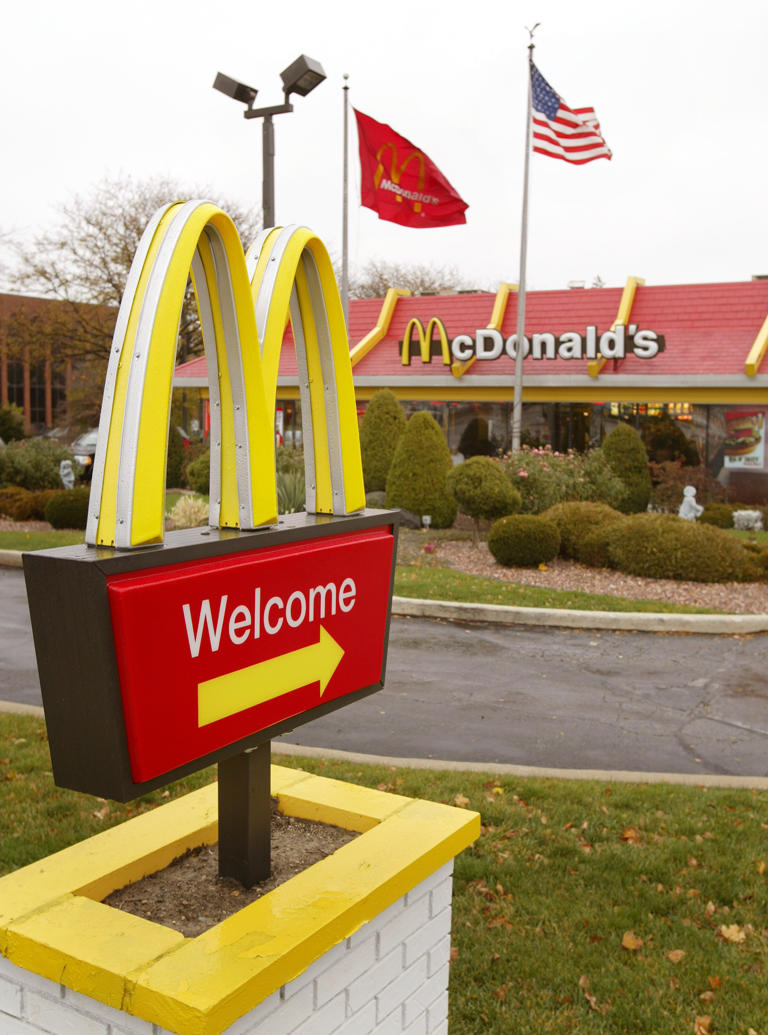 24 Extremely Random And Fun Facts About McDonald's I Learned From Their ...