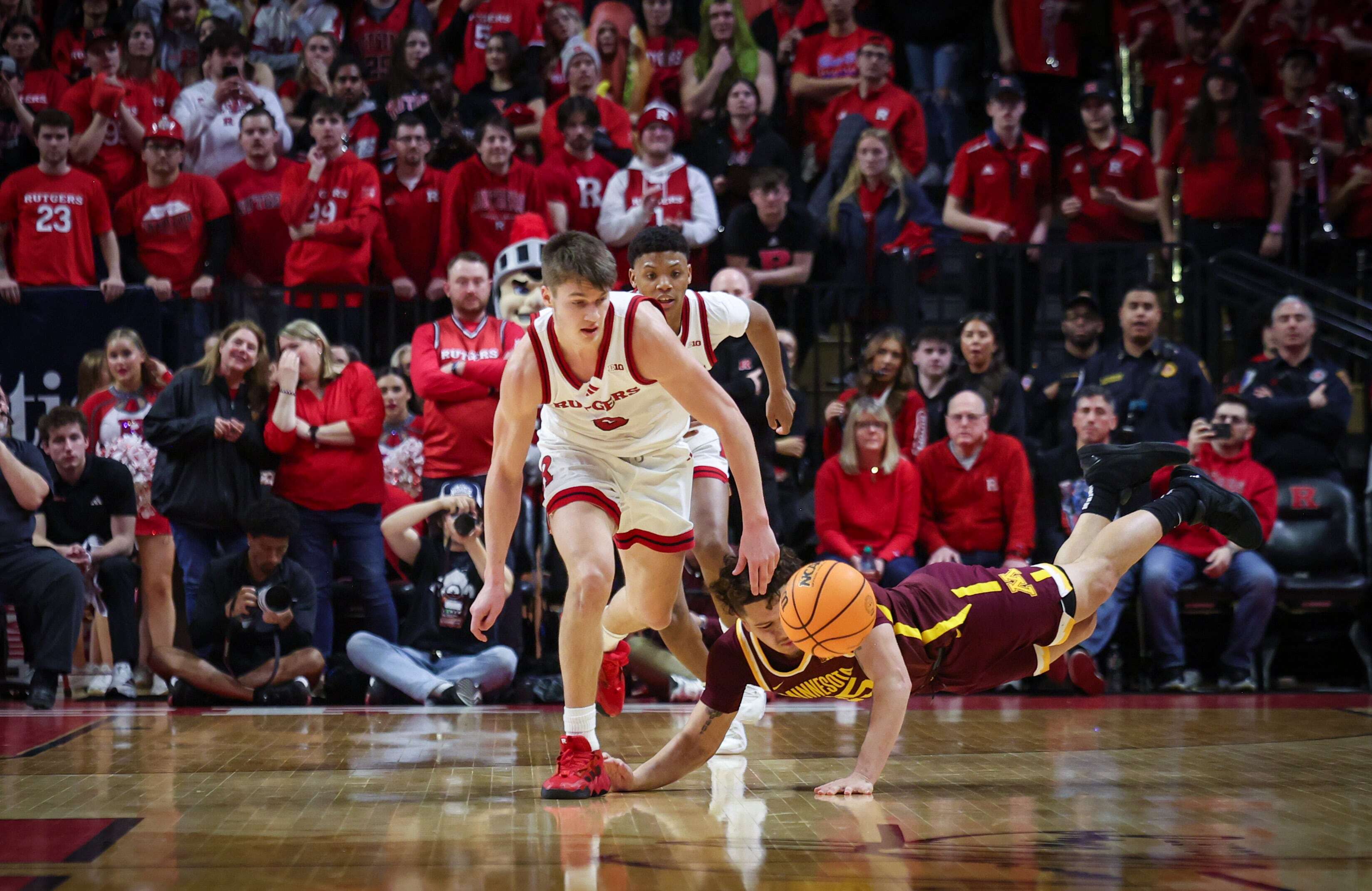 Here’s what Blue Ribbon magazine said about Rutgers basketball in 2025 ...