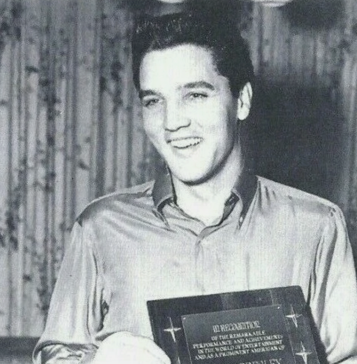 25 Celebrity Yearbook Photos from the 1960s