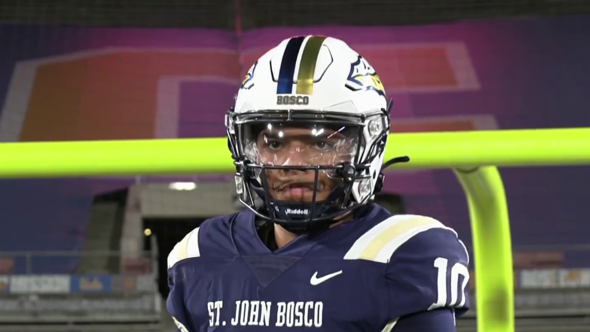 Reserve UCLA quarterback suspended after felony arrest
