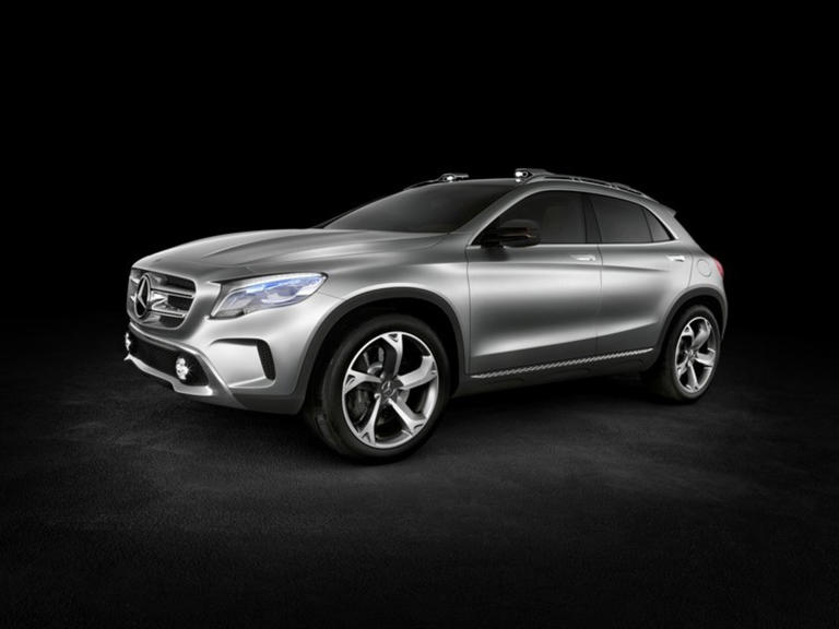 Mercedes’ Cheapest SUV in America Gets a Redesign for 2026