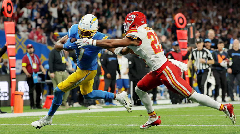 Calls Mount Against Roger Goodell After New NFL Plan Emerges