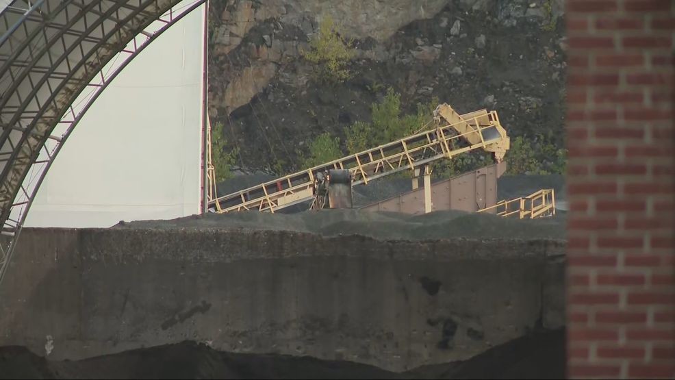 Man died after dump truck tipped over in Cumberland construction site