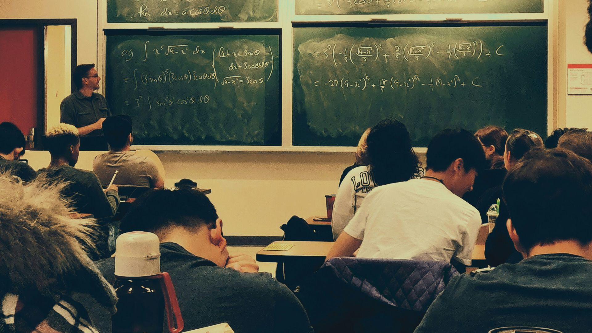 20 Different Types Of People You Meet In College