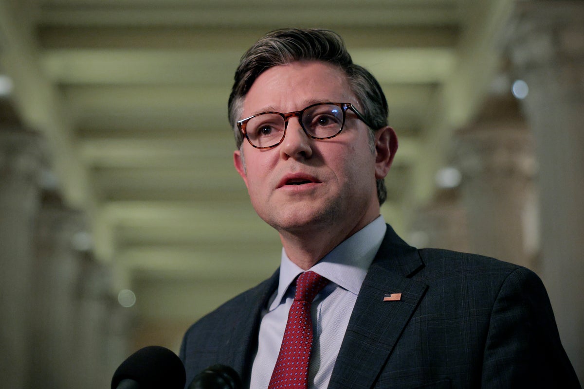 After outing Trump as an ‘FBI informant’ on Epstein case, House Speaker ...