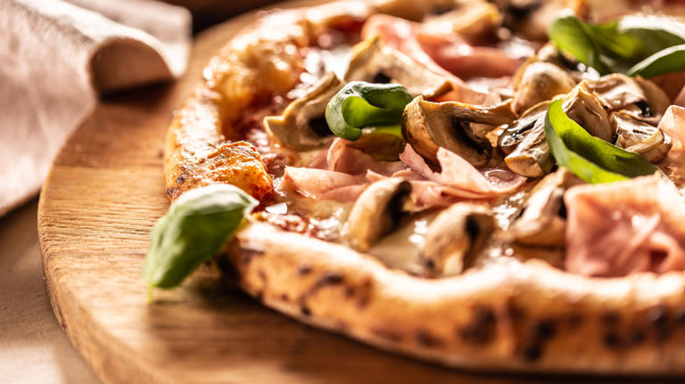 How To Turn Leftover Pizza Crusts Into A Whole New Dish