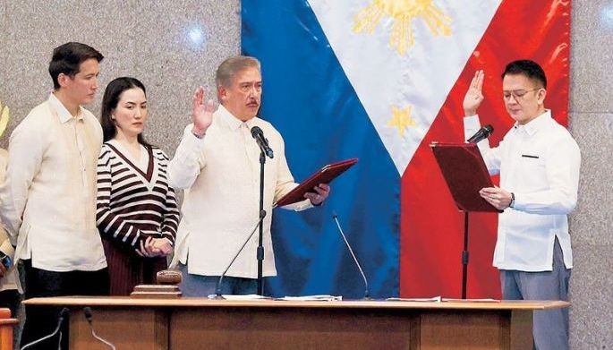 Senate dumps Escudero