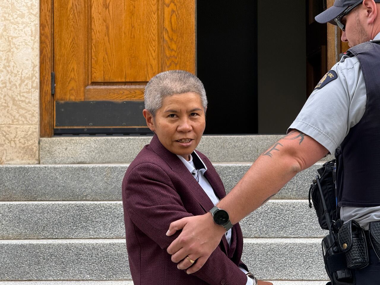 'Queen of Canada' bail conditions a relief for village of Richmound ...