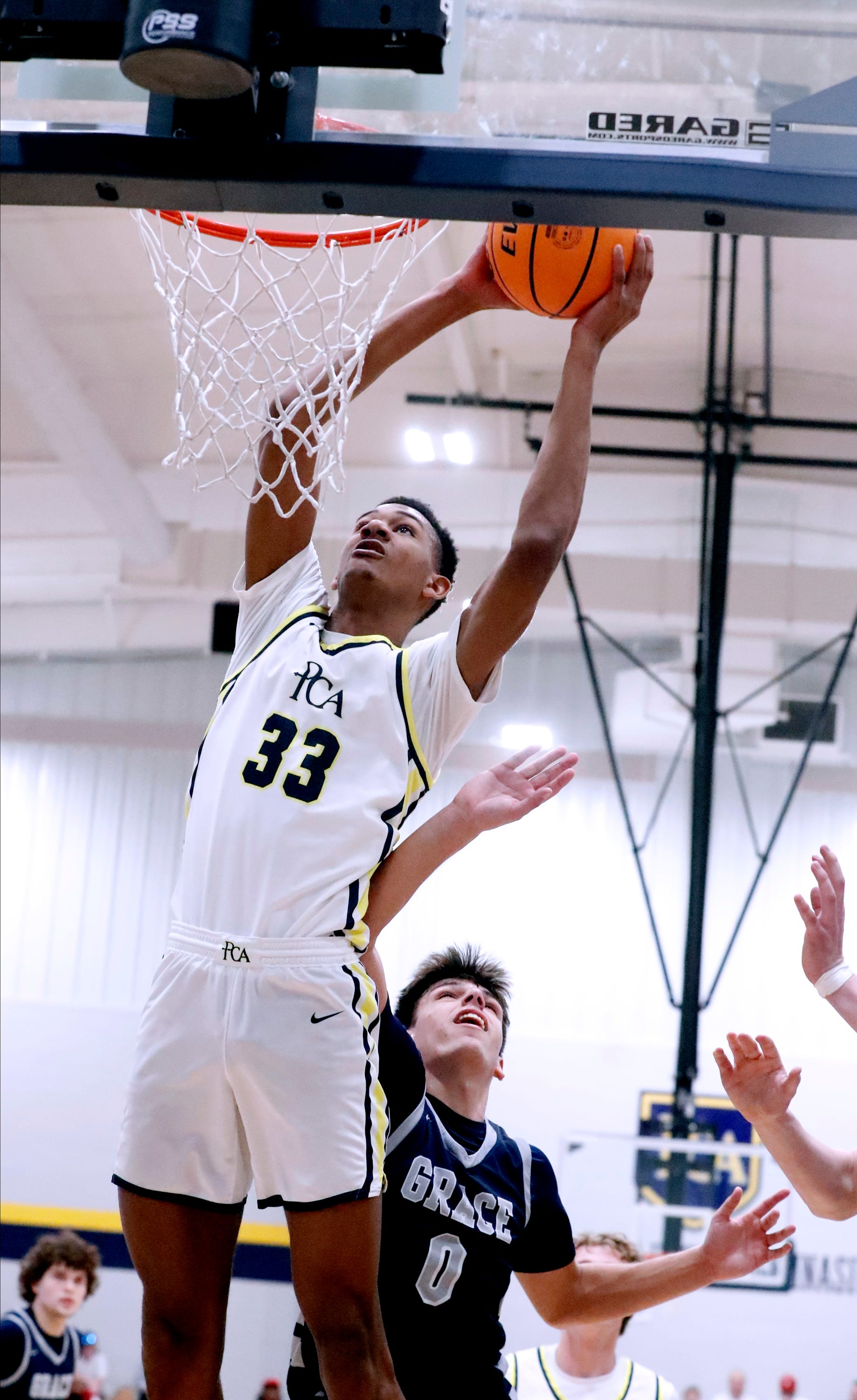 Alabama basketball wins ‘Brandon Miller 2.0’: 3 things to know about first 2026 commit