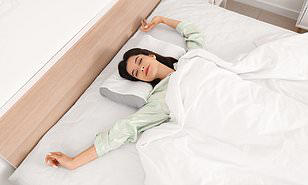 Expert reveals the best sleep position to protect against memory ...