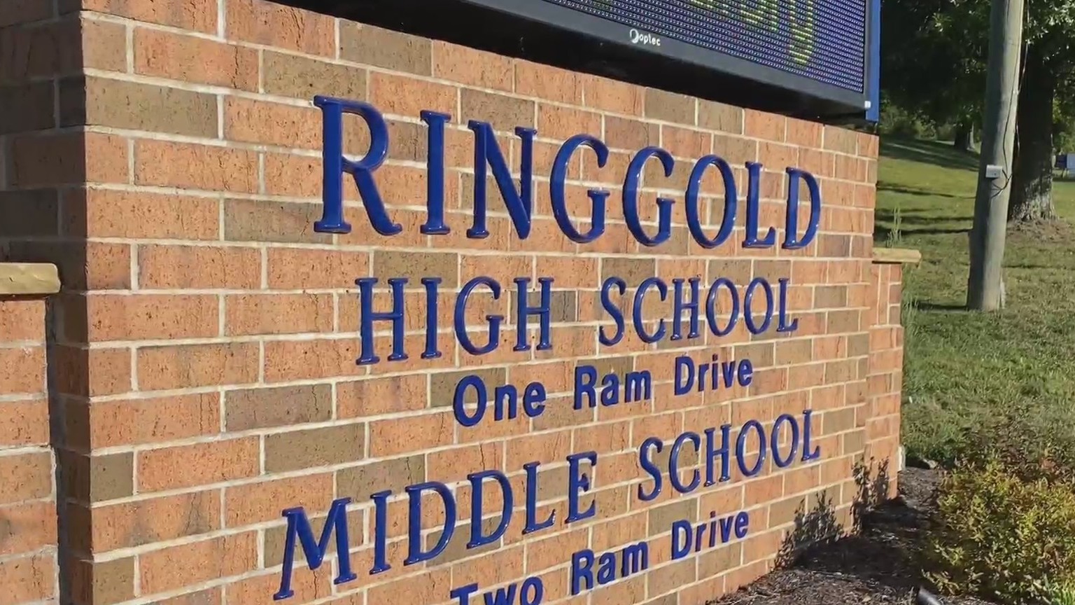 Parent in the stands reacts to stabbing at Ringgold High School ...