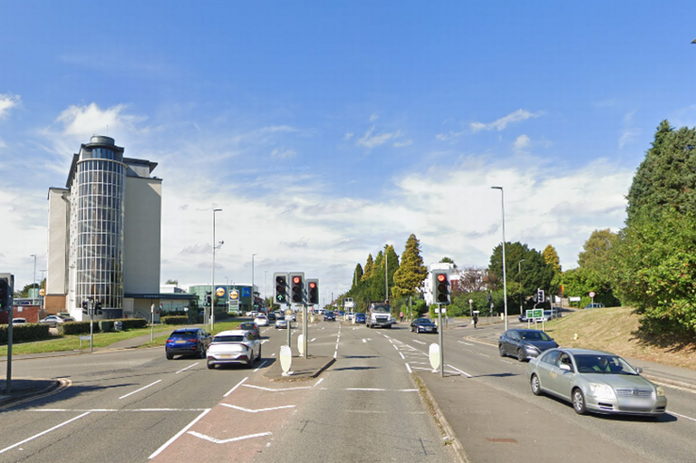 Shopkeeper caught drink-driving after jumping red light in front of police