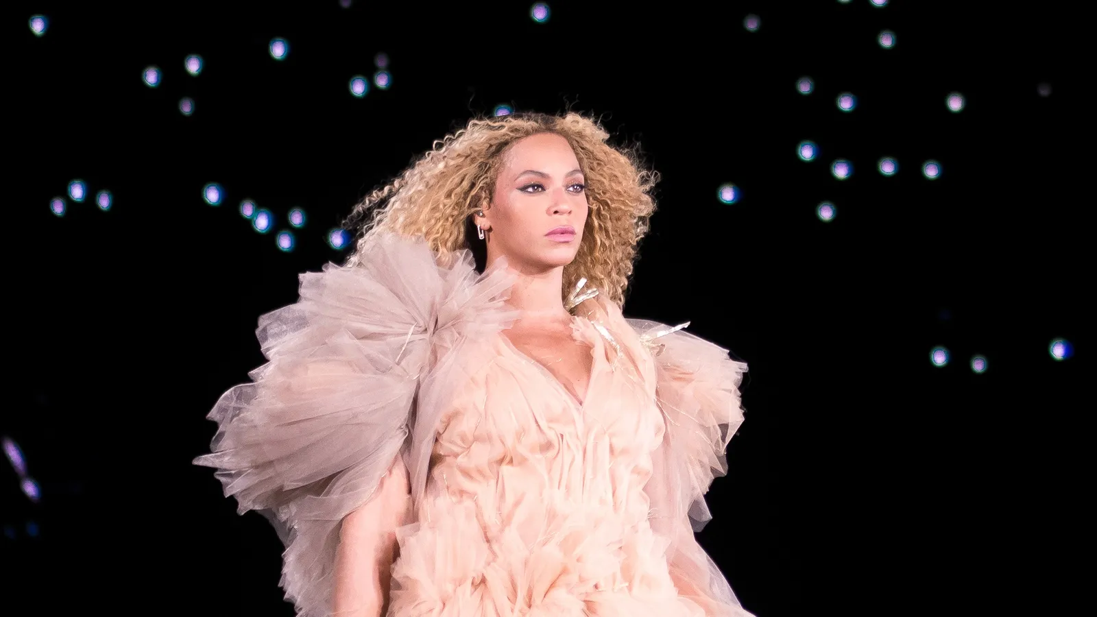 Beyoncé officially joins the billionaire club after a massive Cowboy ...