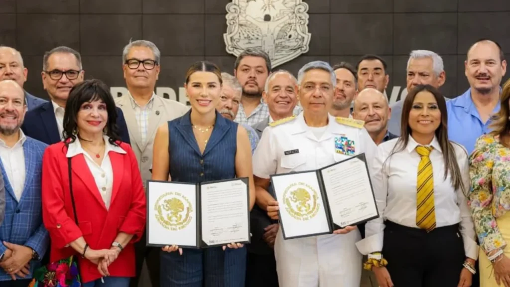 Entregan concesión de puerto Punta Colonet a Baja California