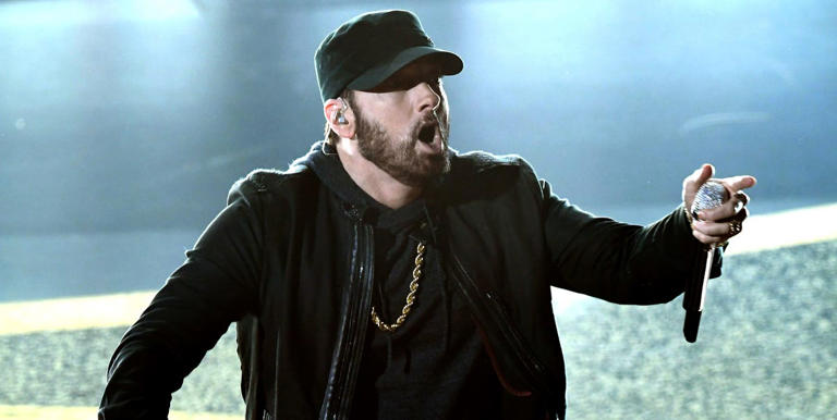 Why Eminem’s 17-Mile-a-Day Running Habit Is Inspiring Addiction ...
