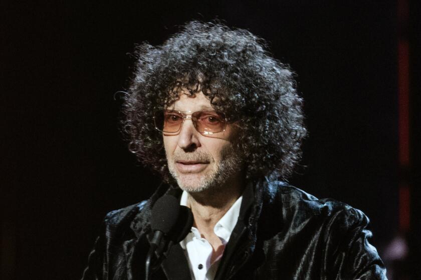 Howard Stern returns to his SiriusXM radio show after trolling the ...