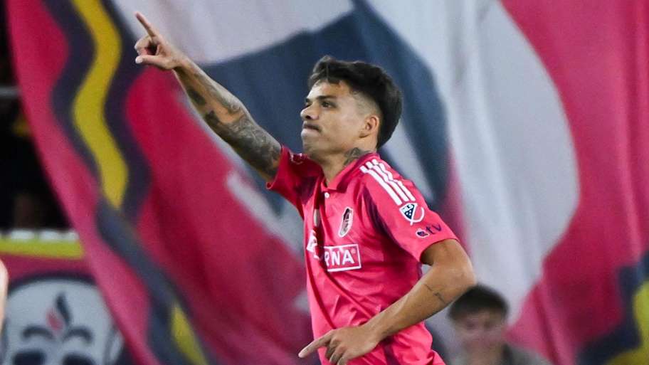 MLS Goals of the Week: Pompeu, Wolff and More From Matchday 32