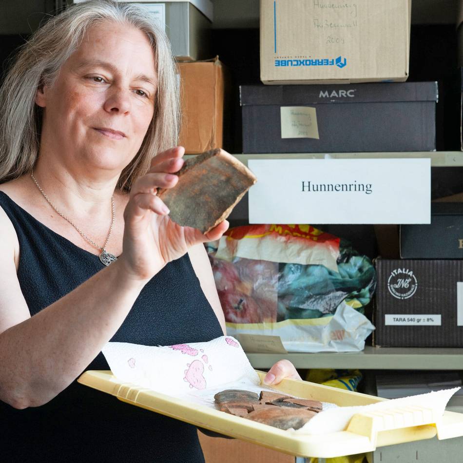 Prof. Sabine Hornung: Wie viel Archäologie mit unserem Heute zu tun hat