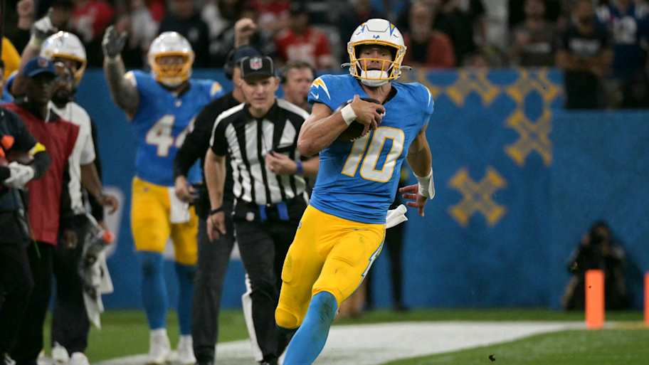 Justin Herbert, Keenan Allen each made history in Chargers' win over Chiefs