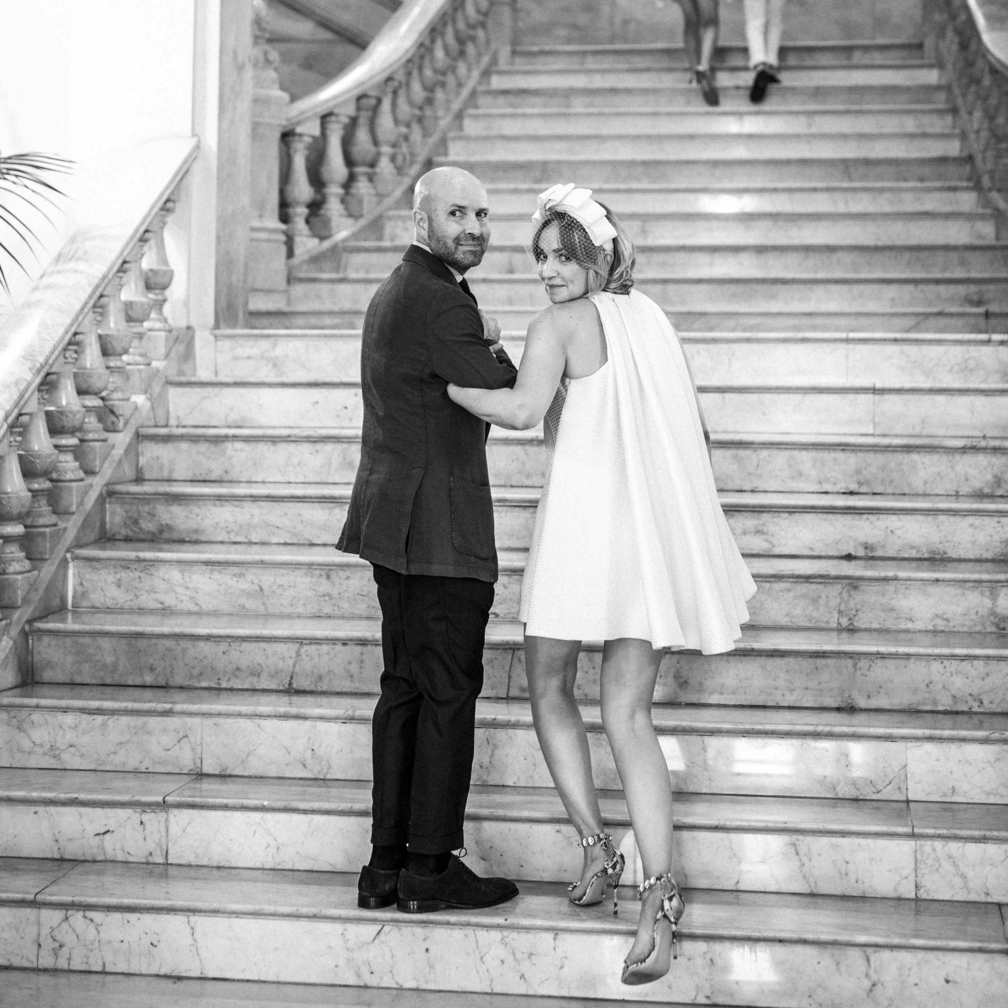 How to plan a perfect courthouse wedding