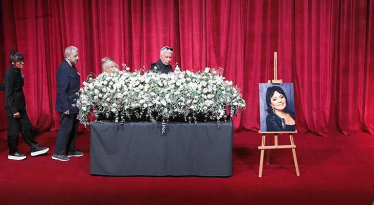 Usta tiyatro oyuncusu Anta Toros için cenaze töreni düzenlendi