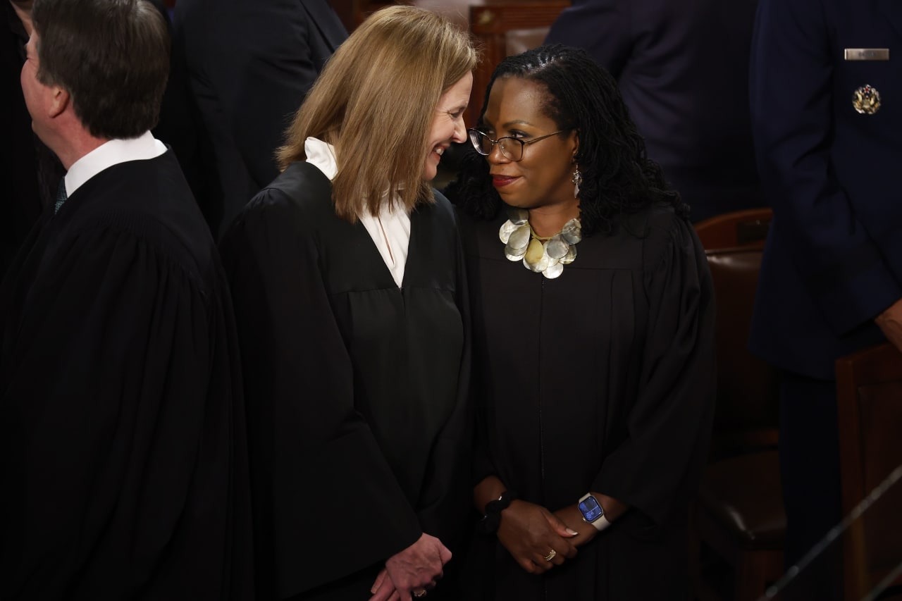 Justice Barrett Declares Her Independence Ahead of Trump-Dominated Term