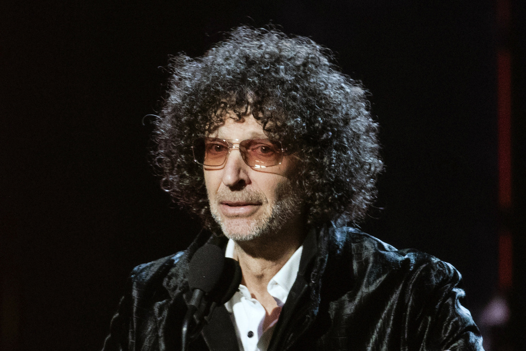 Howard Stern returns to SiriusXM radio show after trolling listeners