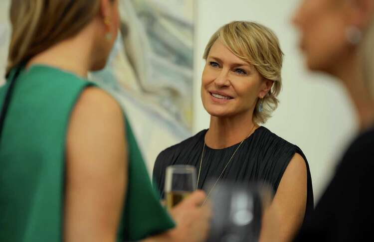 ‘The Girlfriend' review: Robin Wright sinks new Prime Video's limp thriller