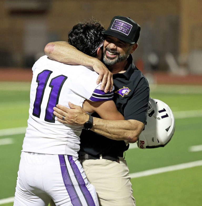 Down 10-0 at halftime, LBJ rallies to beat Nixon in crosstown clash