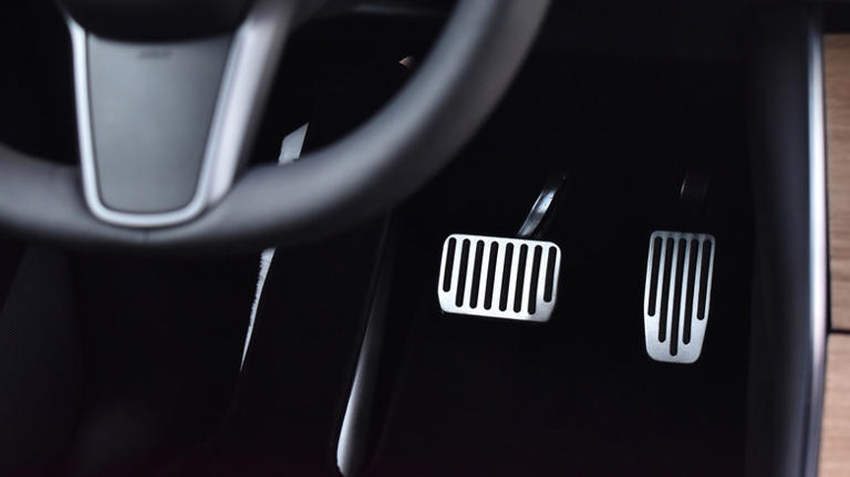 5 Things You Need To Know Before Driving A Tesla For The First Time