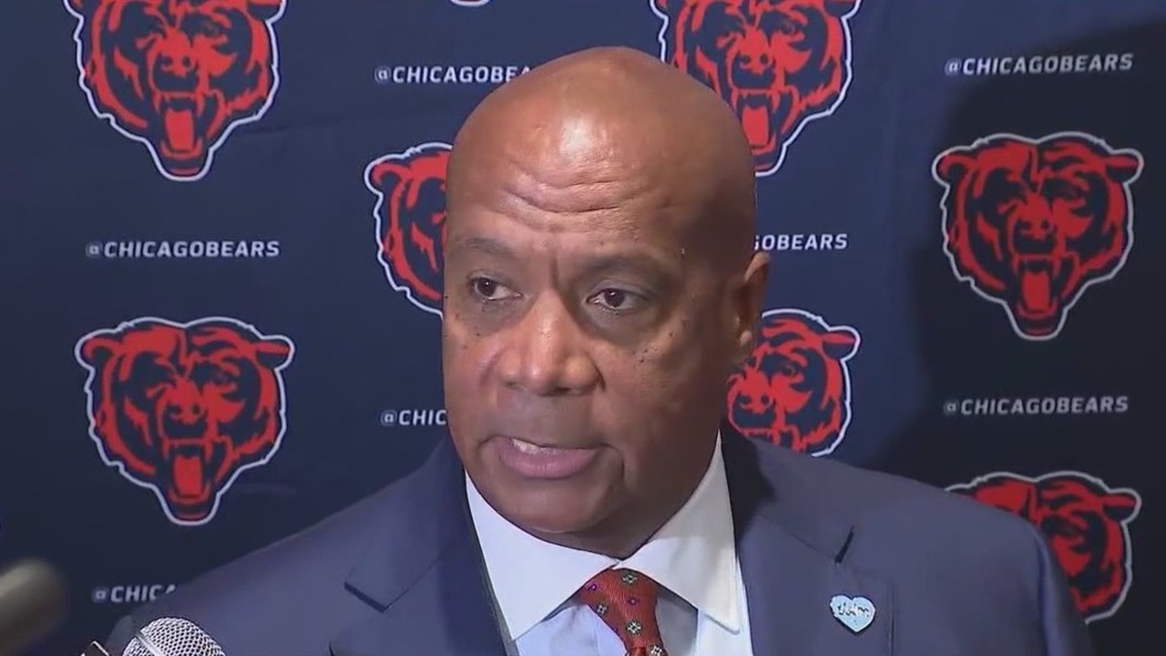 Chicago Bears CEO Kevin Warren sells Arlington Heights stadium to fans ...