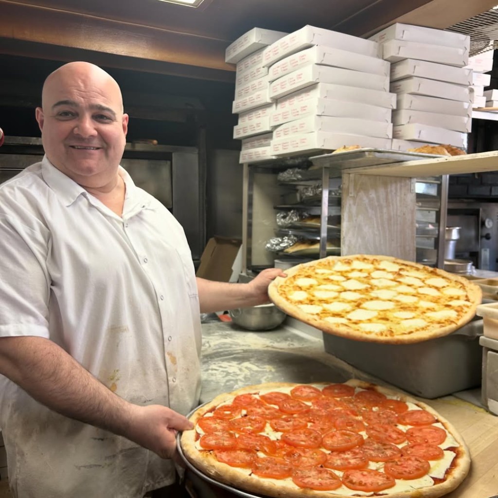 Beloved Bronx ‘hole-in-the-wall’ pizzeria named best in NYC — as it ...