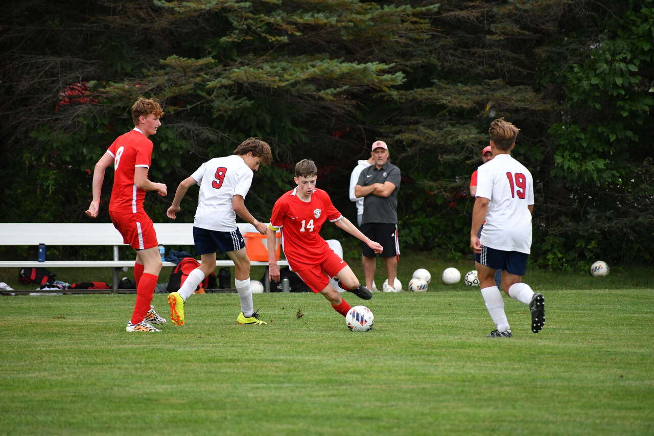 Comeback bid falls short for Benzie boys soccer