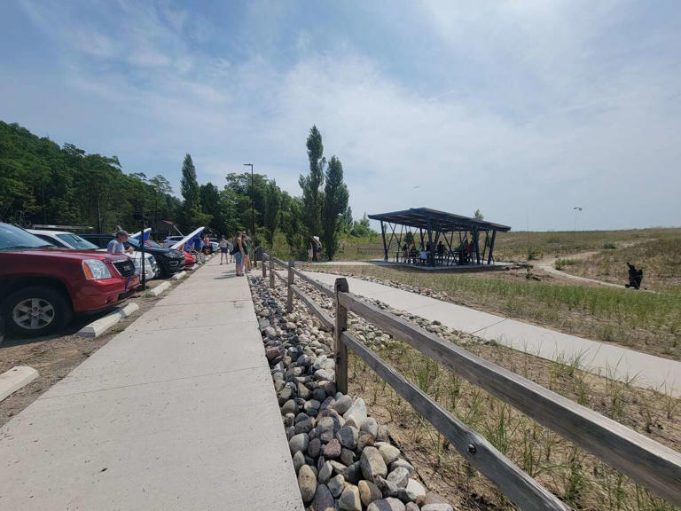 Elberta celebrates beachfront improvements