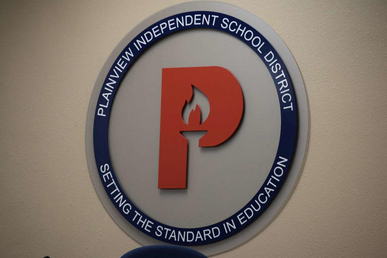 Elementary enrollment climbs as overall Plainview ISD student numbers dip