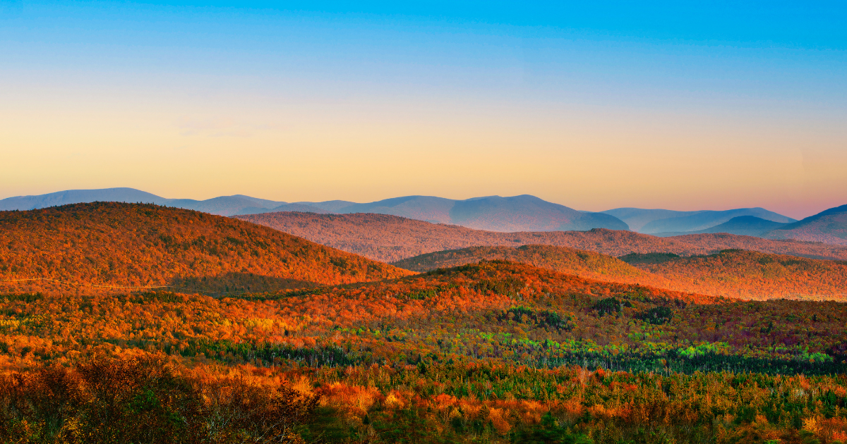 14 Amazing Fall Activities to Do in Vermont (#4 Is So Cozy)