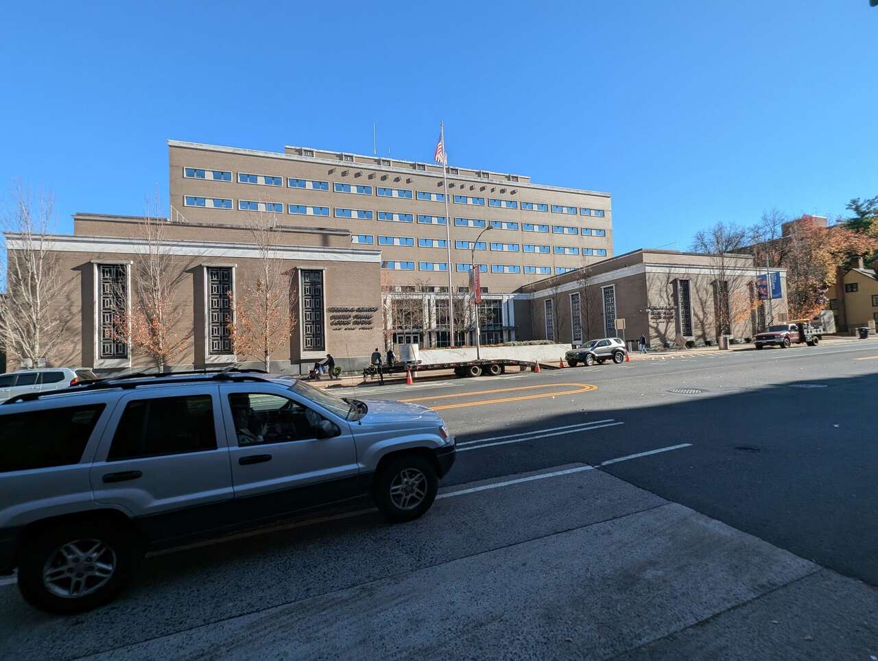 Bridgeport man gets 5 years in prison for trafficking fentanyl in ...