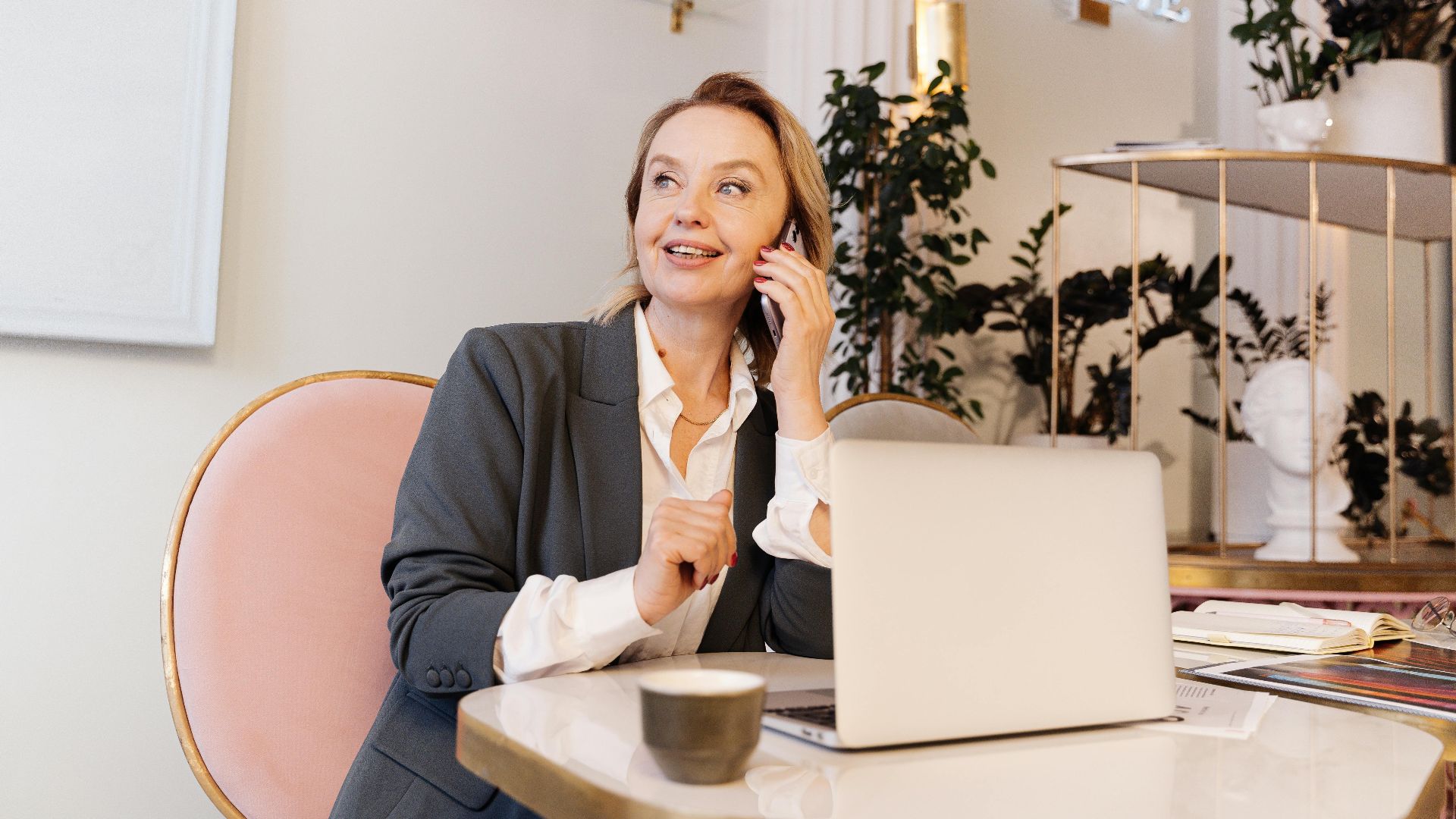 10 Devastating Drawbacks Of Working Past Retirement Age & 10 Serious Pros