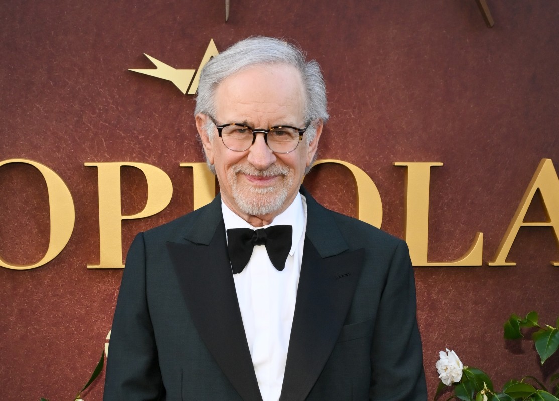 Steven Spielberg Couldn't Say Enough About 'Insane' Movie 'One Battle ...