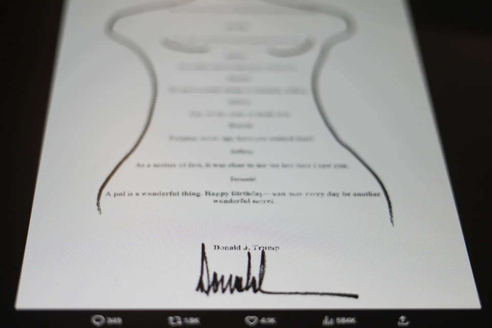 ‘Handwriting Analyst’ Trump’s alleged signature in Epstein birthday ...