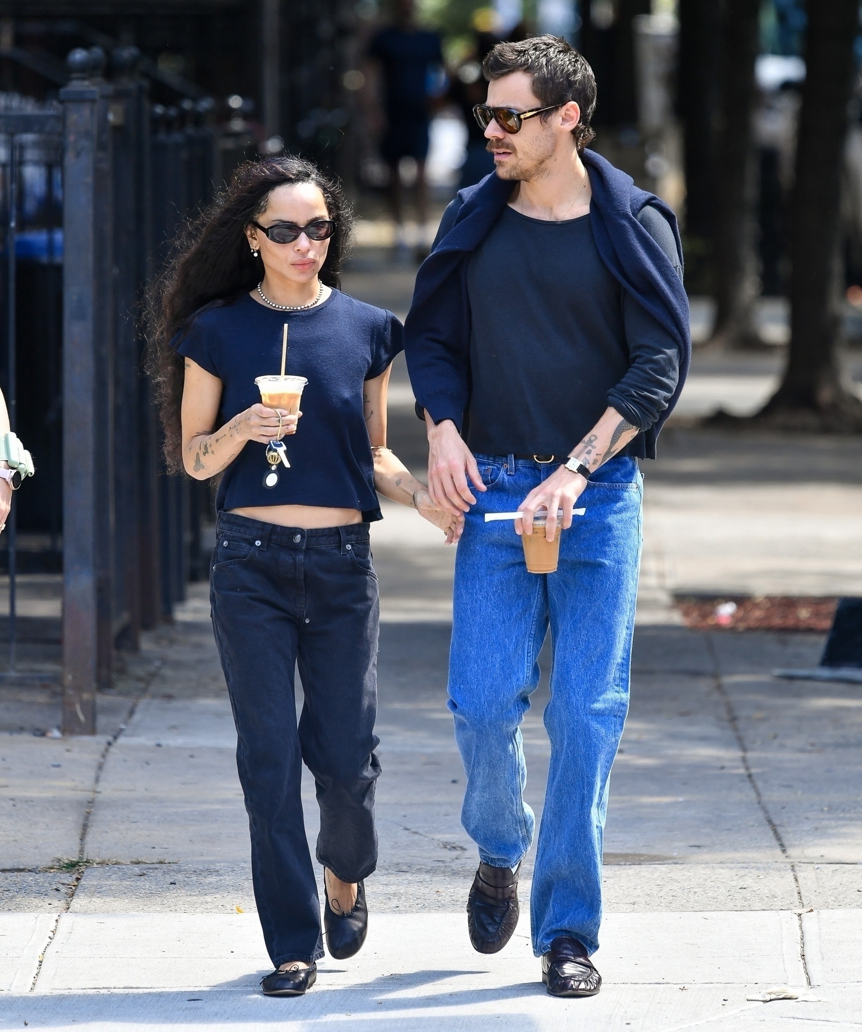 Zoe Kravitz and Harry Styles are already meeting each other’s friends