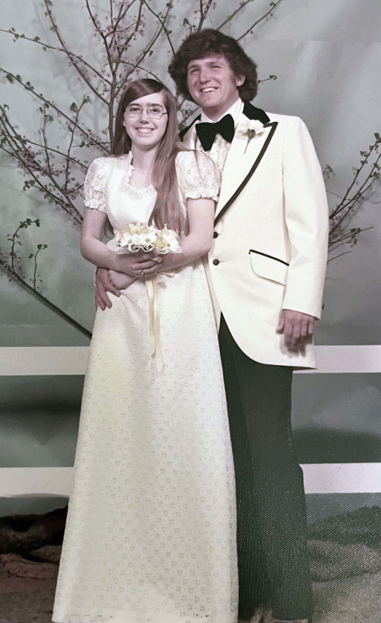 John and Doris Isham celebrating 50th anniversary