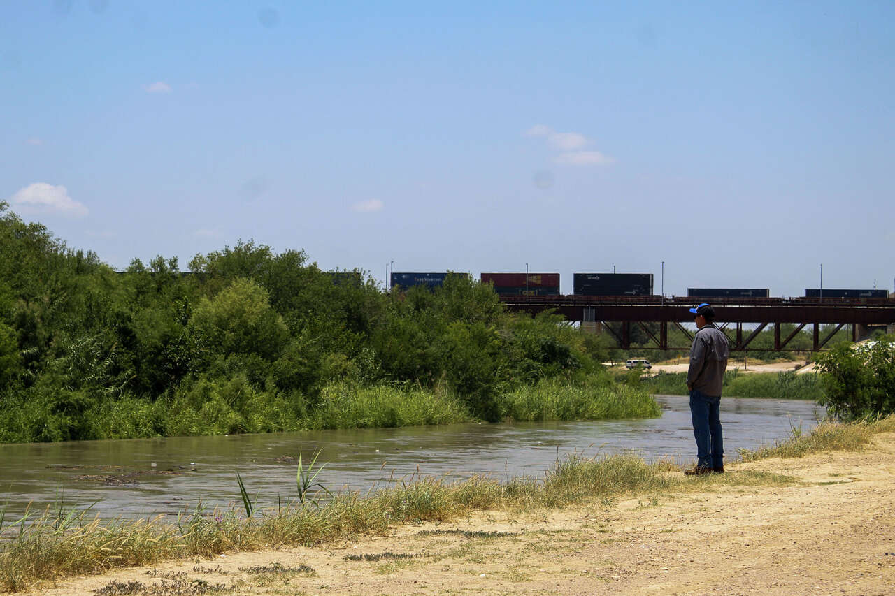 Laredo vows to use every tool as border wall plans advance