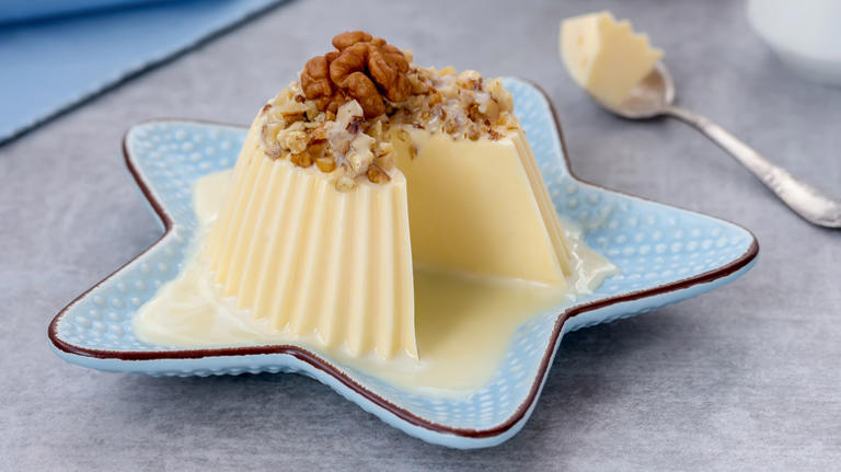 10 Of Julia Child's Favorite Desserts