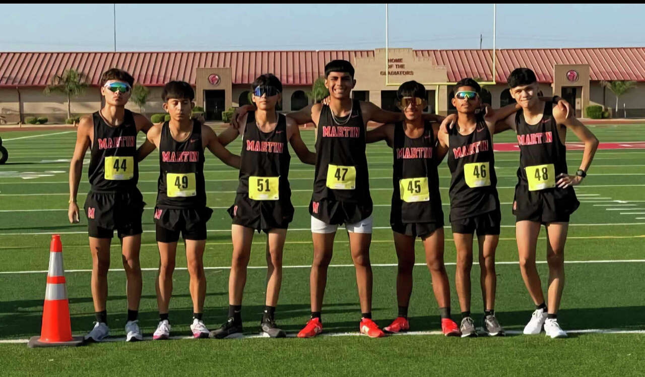 Martin dominates boys race at TAMIU Invite; South wins girls race