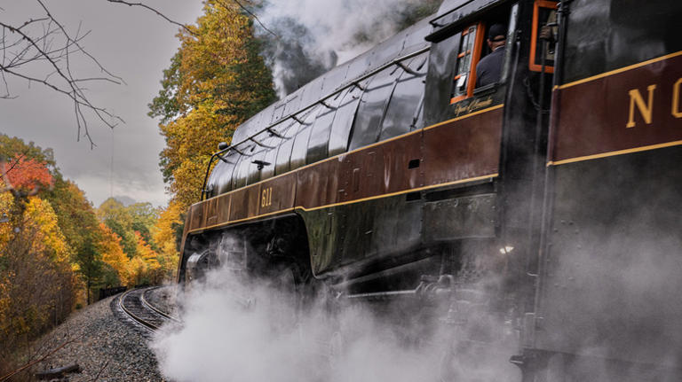 Virginia's Historic 'Queen Of Steam' Train Offers Stunning Views Of ...