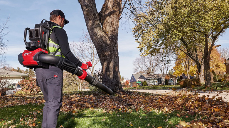 12 New Milwaukee Tools And Accessories Announced At Pipeline 2025 We're ...