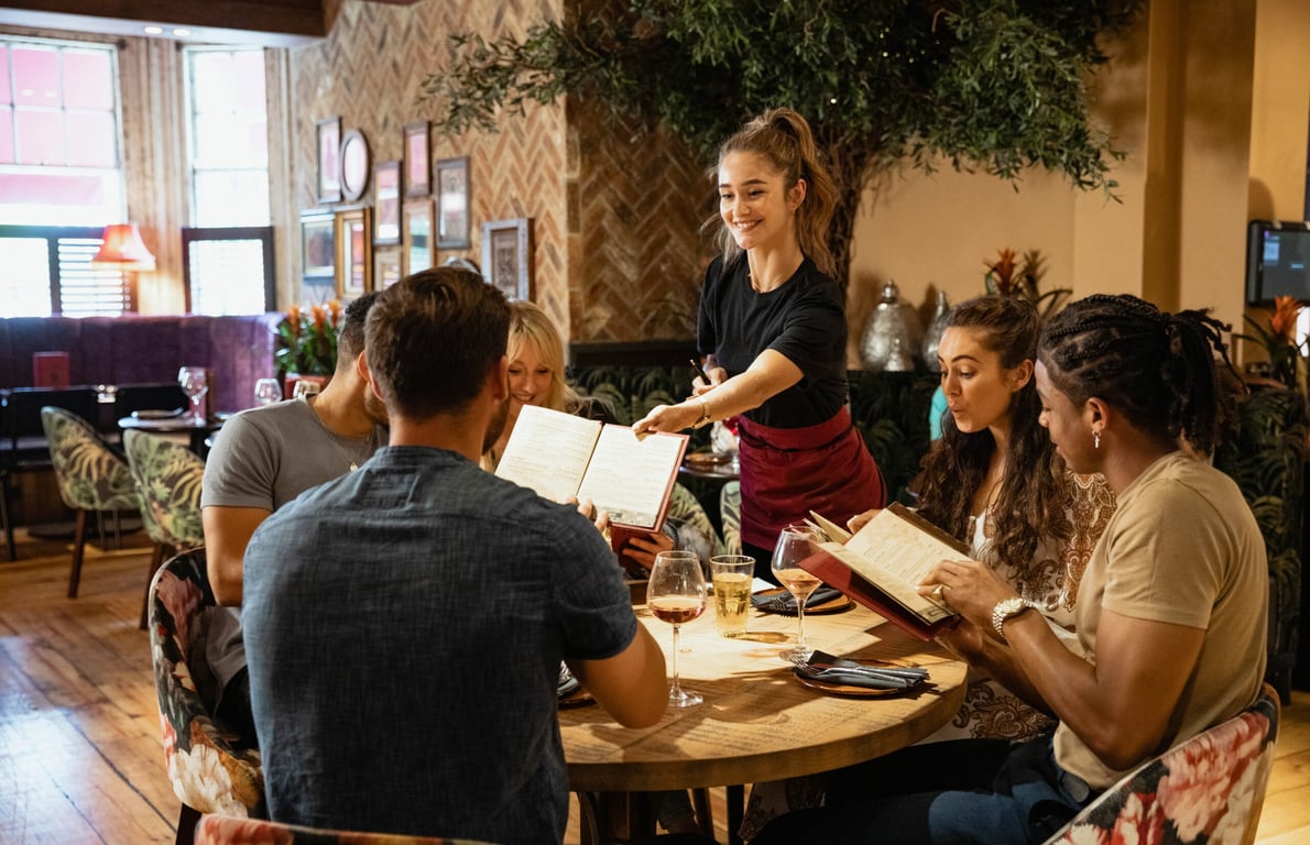 A former restaurant critic shares 11 tips for dining out